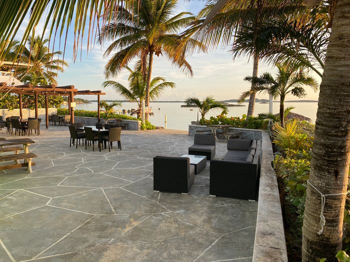 Splash Beach Bar & Grill